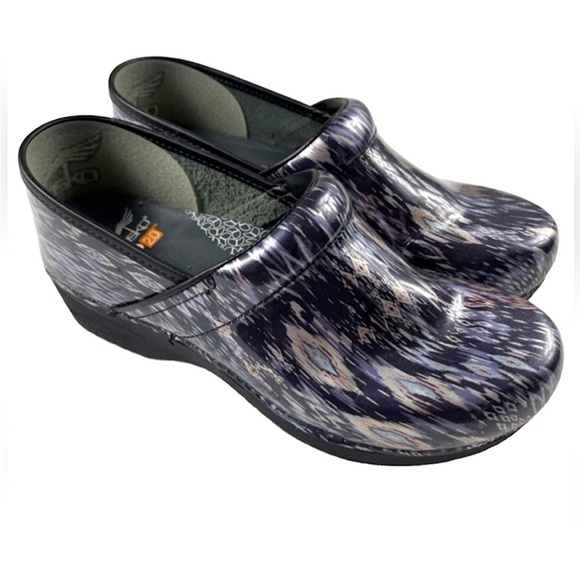 Dansko | Shoes | Dansko Blue And Purple Xp 2 Ikat Lighter Weight Clogs ...